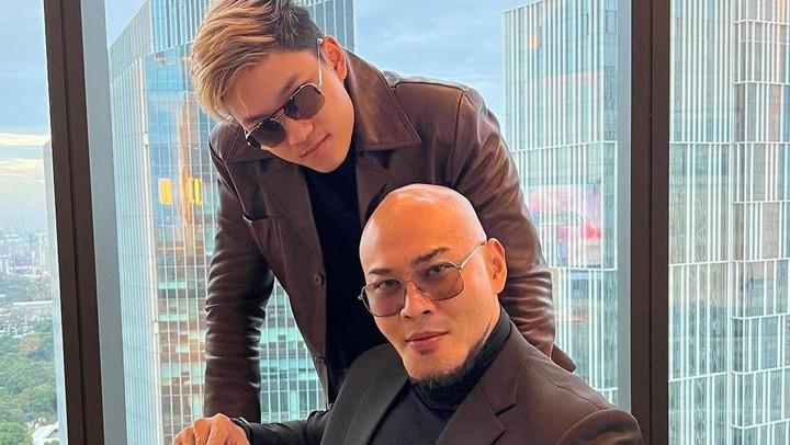 Rayakan Natal 2025, Deddy Corbuzier Temani Azka Meski Beda Agama